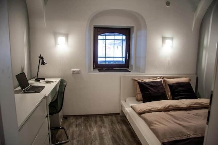 Room 2 | Cozy Corner In The City Center - Maribor