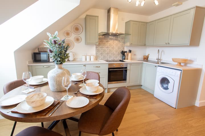 Crucible House | 2-bed Apartment - Stratford-upon-Avon