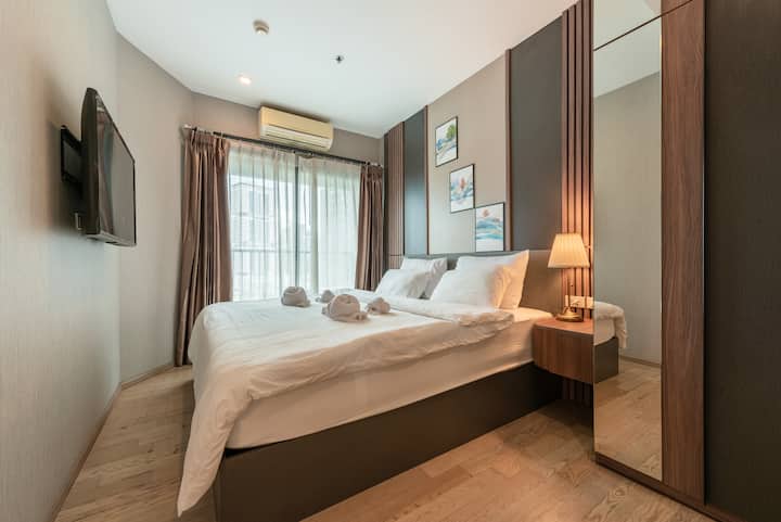 Bangkok Bliss | Work-ready 1bd | Fiber | Bts 2 Min - Bangkok