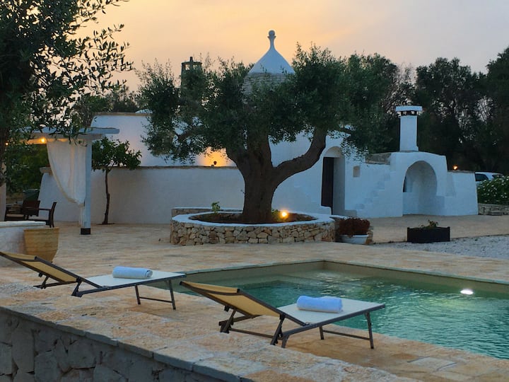 Trullo Tatauan Con Piscina Privata - Oria