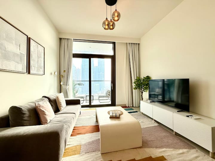 Chic 1br Apartment With Gym & Balcony | Downtown - Vereinigte Arabische Emirate