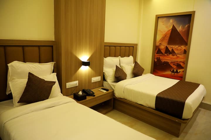 Hotel Bellamont - Mumbai