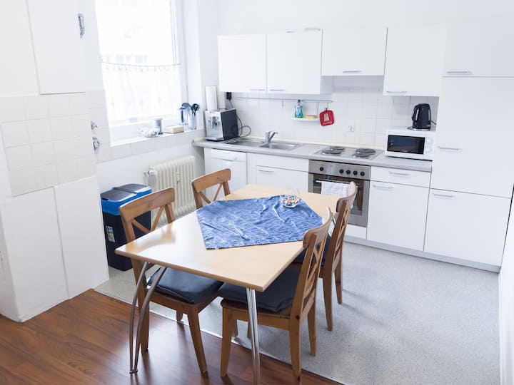 Gemütliche 2 Zimmer-wohnung - Hamburg