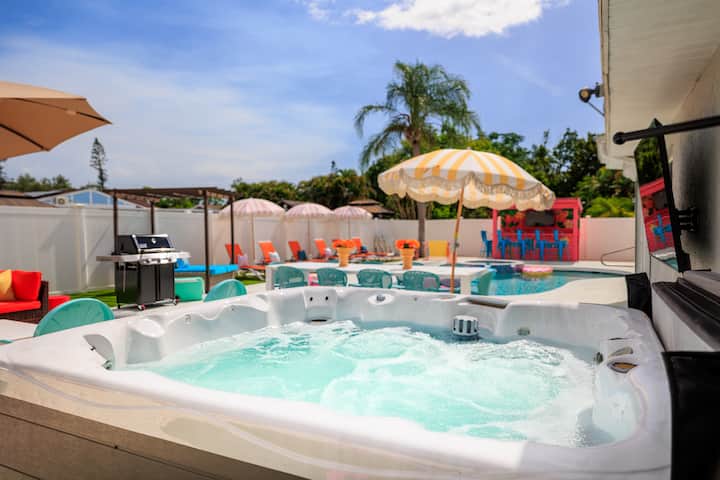 'Sweet Memories’ | Heated Pool, Games & Hot Tub - Bradenton, FL