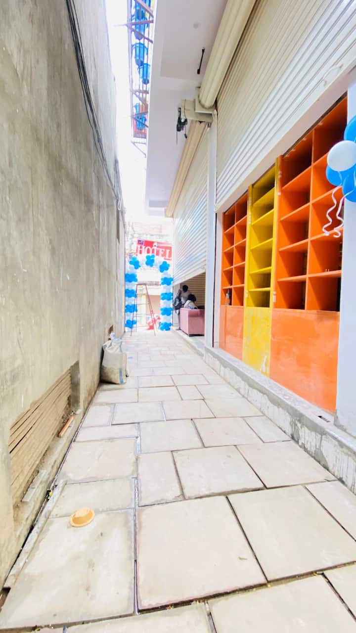 Deluxe Room - Mughalsarai
