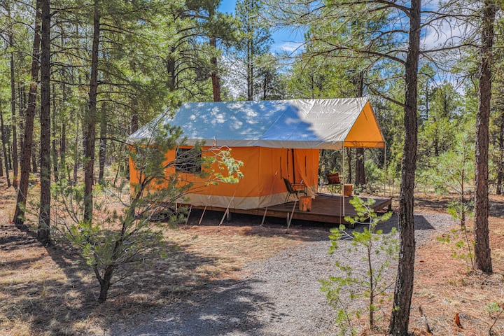 Group Glamping: 2 Tents Near Grand Canyon - Tusayan, AZ