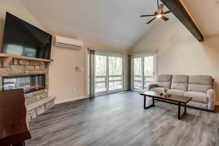 Village Of Camelback Townhouse - Tannersville, PA