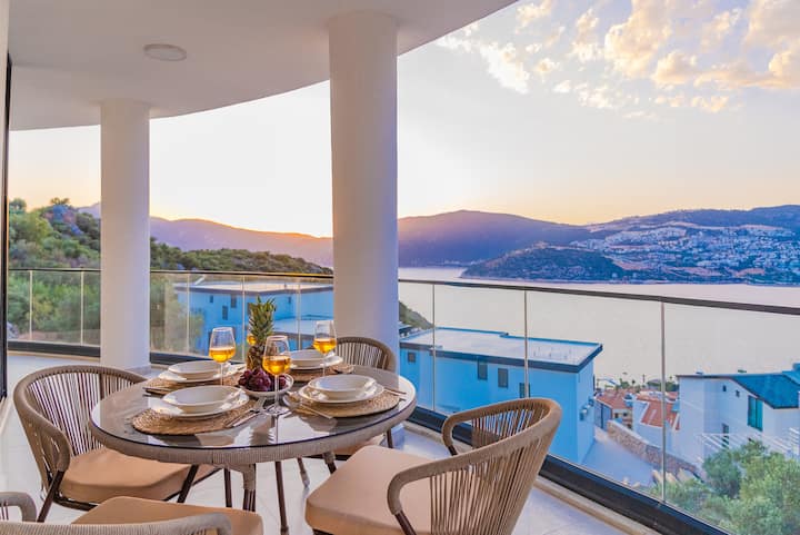 Kalkan'da Havuzlu Full Deniz Manzaralı - Kalkan