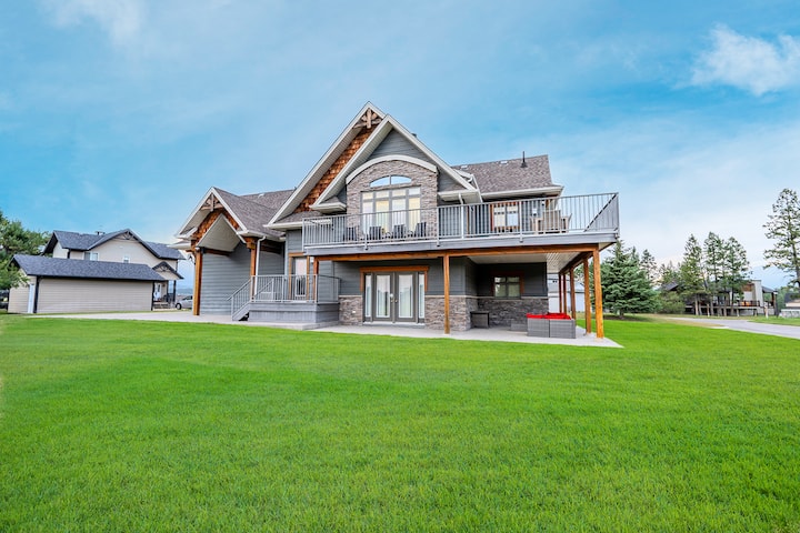 The Highland Estate - Invermere