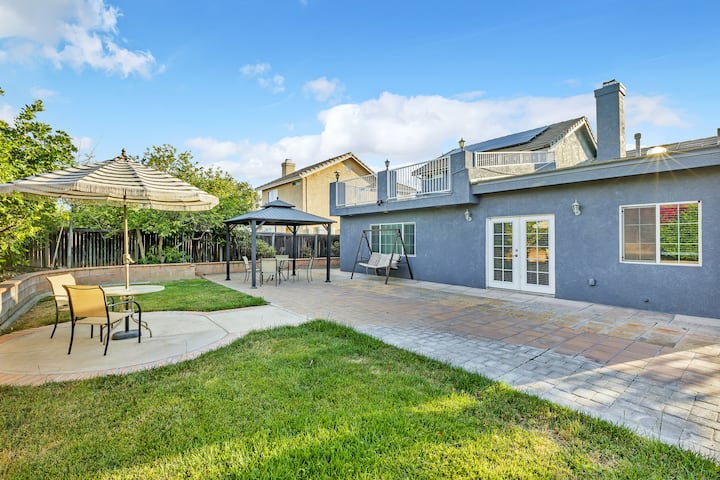 Large, Central Home, Private, Crib, King Bed - Loma Linda, CA