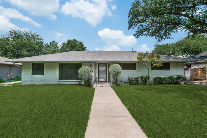 Close - To Beltline And Floyd Rd - Richardson, TX