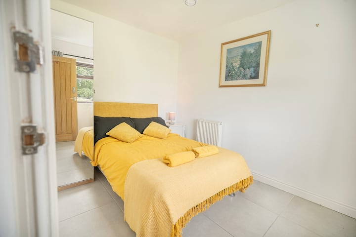 Private Double Room - 스태퍼드