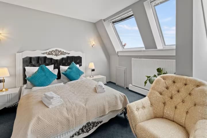 Designer Suite I Schönbrunn I 5 Min To Metro - Viena