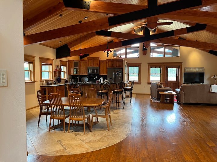 Executive Barn-o-minium - Libby, MT