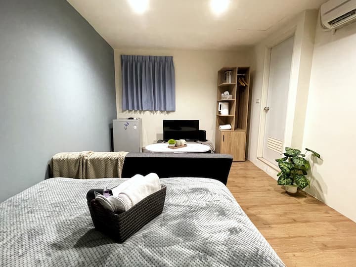 Stylish 6-person Room|cozy Stayheart Of Ximending - Taipei