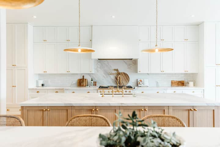 The Lakehouse At Green Bay Landing - Kelowna
