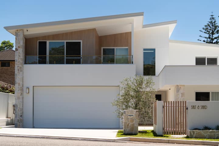 Family Oasis In Shelly Beach - Port Macquarie