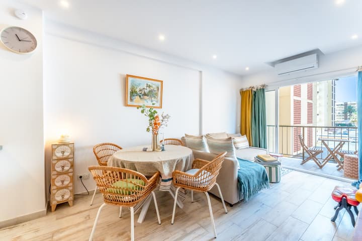 Stylish 1 Bed Right By The Beach - Fuengirola