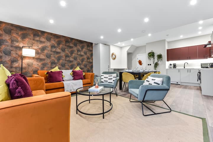 Daisy House - 4 Bedroom House In West Harrrow - Watford