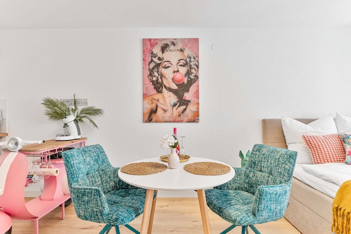 Goldstadt Pop-art Apartment - Pforzheim