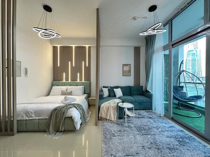 Minimalist Studio W/ Amazings Marina Canal Views - Dubai Marina