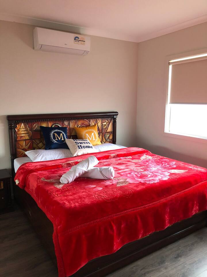 Spacious Room 1 W Full Amenities - City of Wyndham