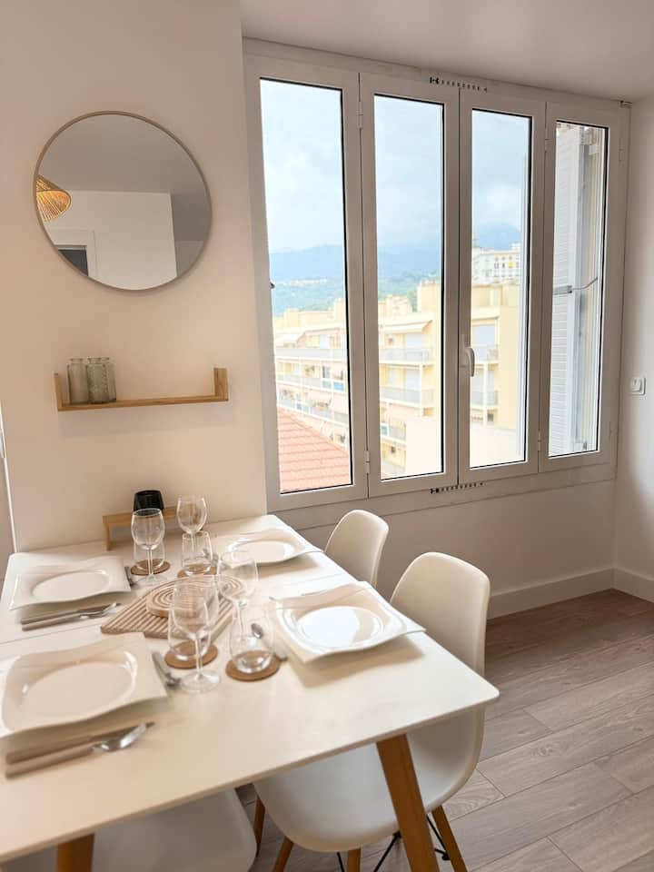 Les ÎLes - Menton Centre - 멍똥