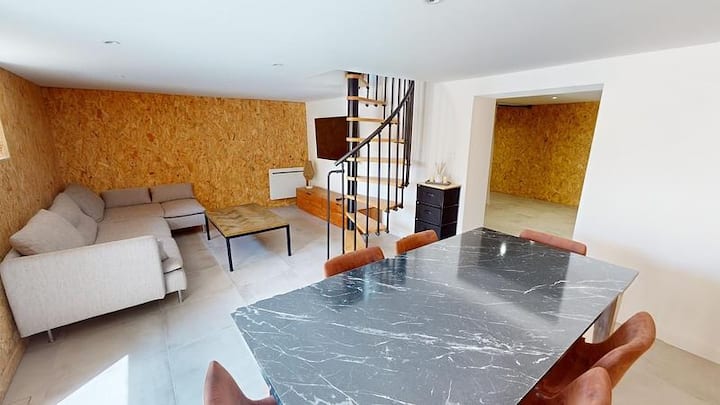 Grand Appartement Avec Piscine - Clermont-Ferrand