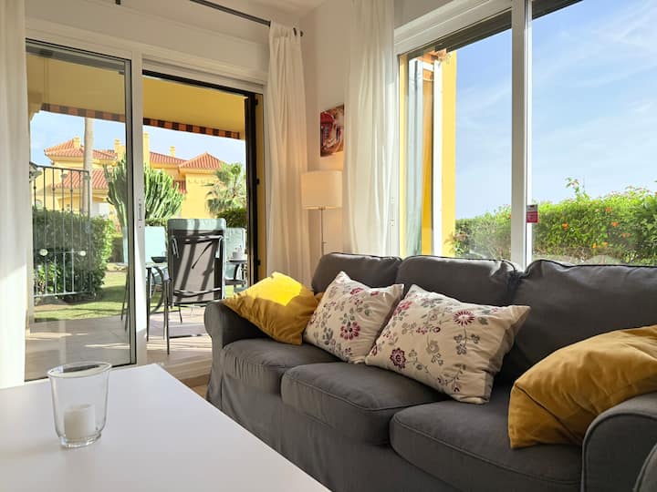 Garden Apt With Sea Views & Pool - Calahonda