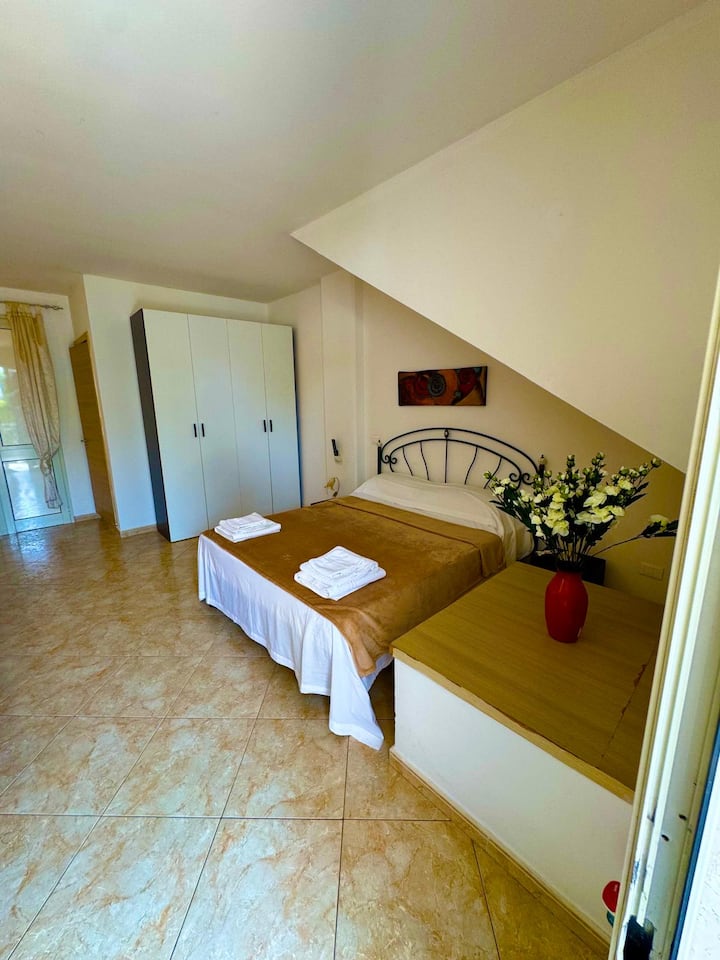Camera Familiare Con Bagno Privato 02 - Melendugno