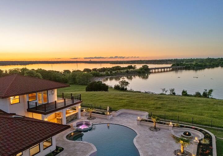 Lakefront Mediterranean Oasis - Rowlett, TX