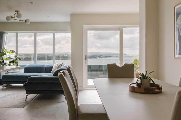 Earls Harbour Penthouse Suite - Portrush