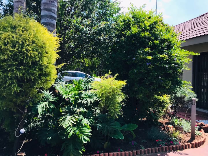 La Gracia Guesthouse - Vanderbijlpark