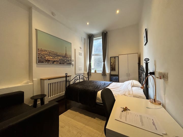 Cosy Room Awesome Location - Glasgow
