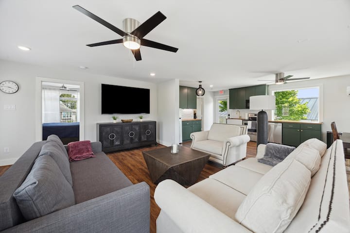 Elegant Condo With Large Terrace Above Beau Soleil - Independence Heights - Houston