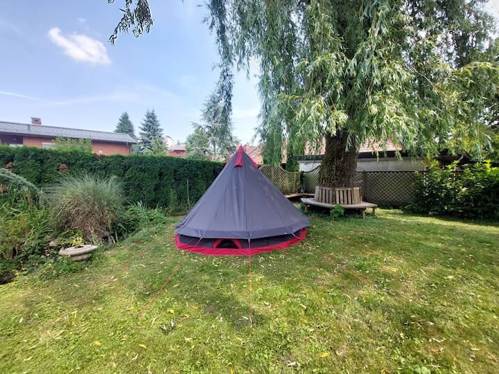 Tent For 2 Inside Beautiful Garden - Ljubljana