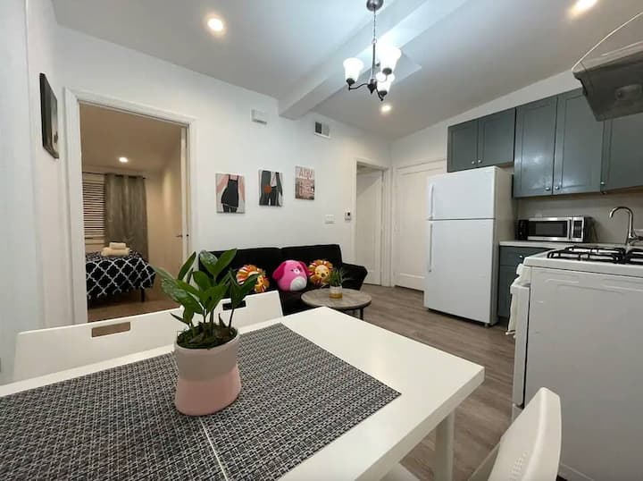Newly Remodeled 2br - Portola Terrace - San Francisco, CA