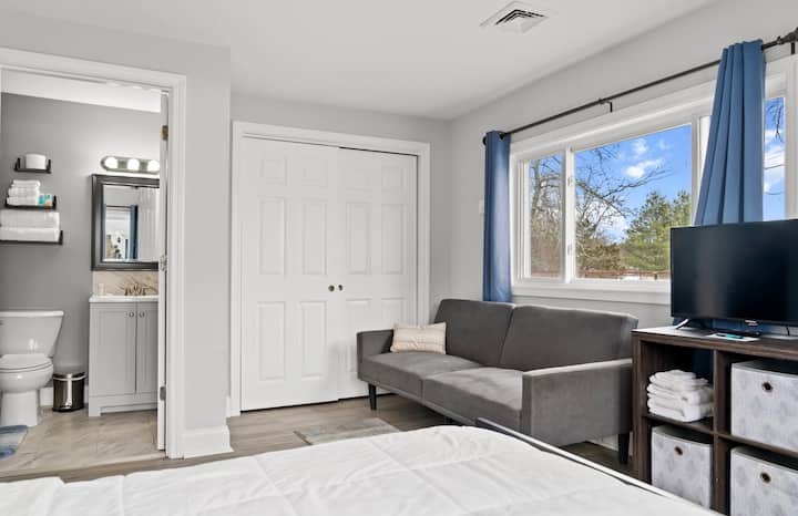 Deluxe Studio Suite - Scituate, MA