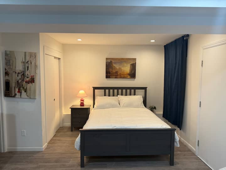 Newly Remodeled Studio - Portola Terrace - San Francisco, CA