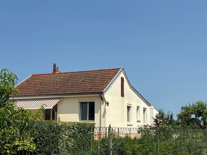 La Maison Des Vendangeurs - Gevrey-Chambertin