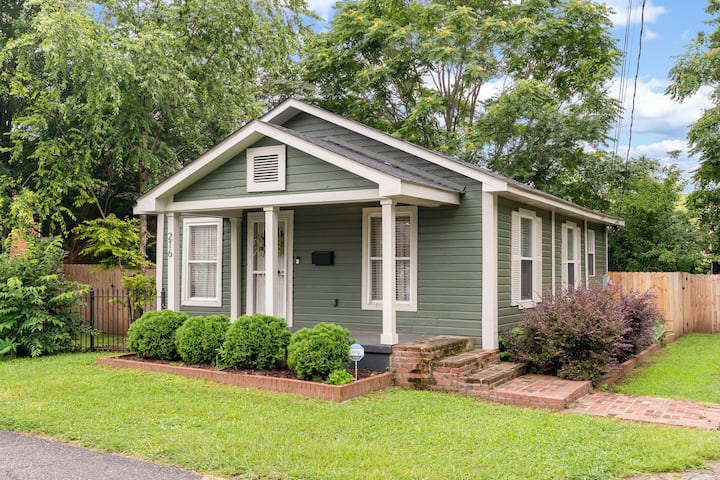 Cozy Birmingham Bungalow - バーミンガム, AL