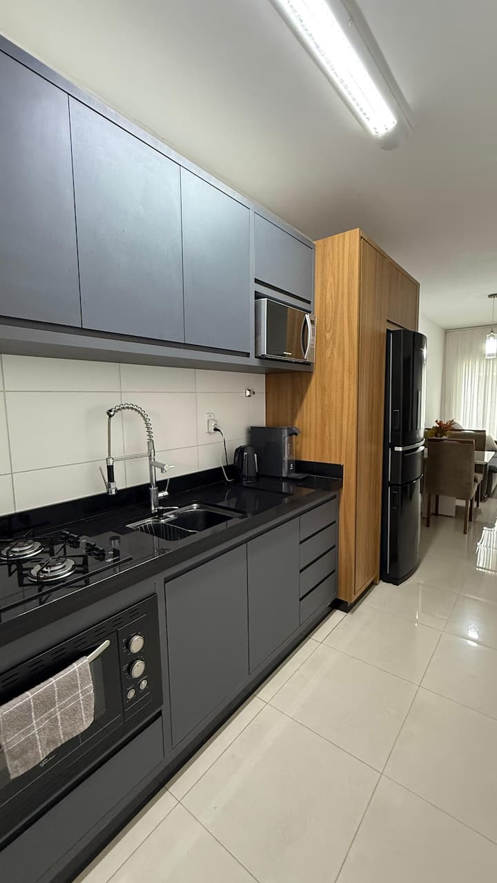 Linda Com Casa C/ Garagem Nocentro,wi-fi, Completa - Navegantes