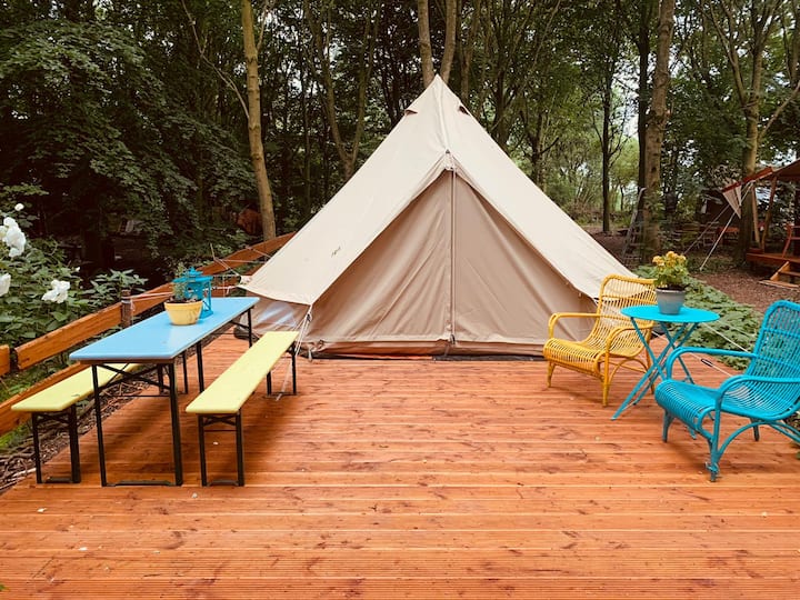 Bell-tent In Forest, Awesome Interior (Vatsa) - Groningen