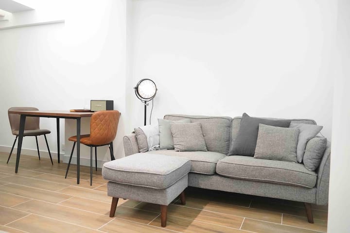 Victoria Park (Tin Hau) Commune Full Apt - Hong Kong
