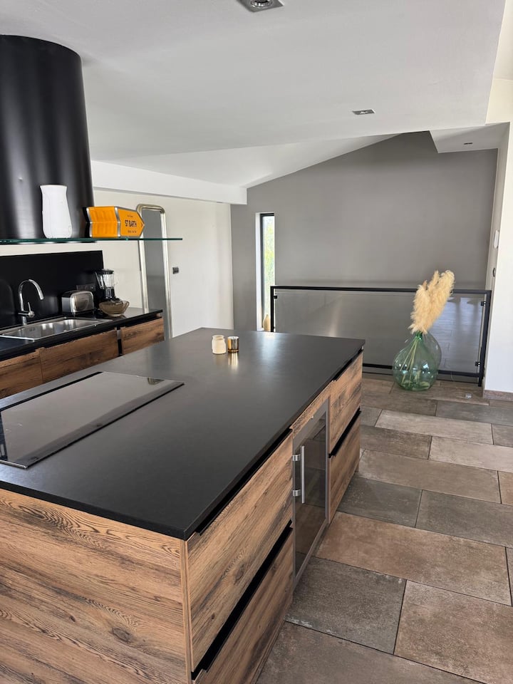 Loft Atypique Piscine Privée - Île du Levant