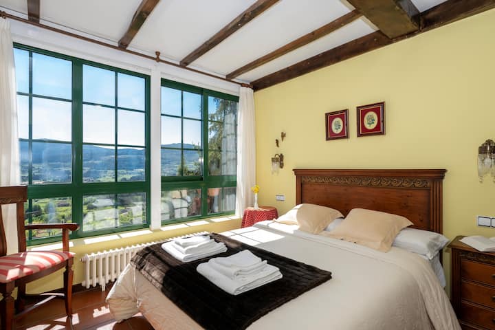 Private Room With Views Of The Miño River - Galicia