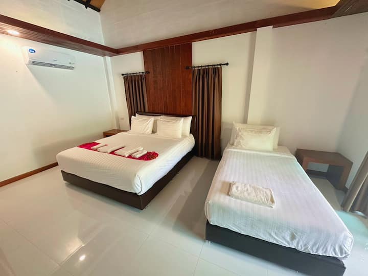 Triple Bungalow With Panoramic Ocean View - Ko Phi Phi Don