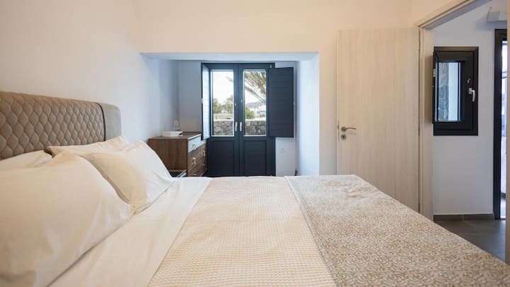 Family House At Enalion Houses - Oia