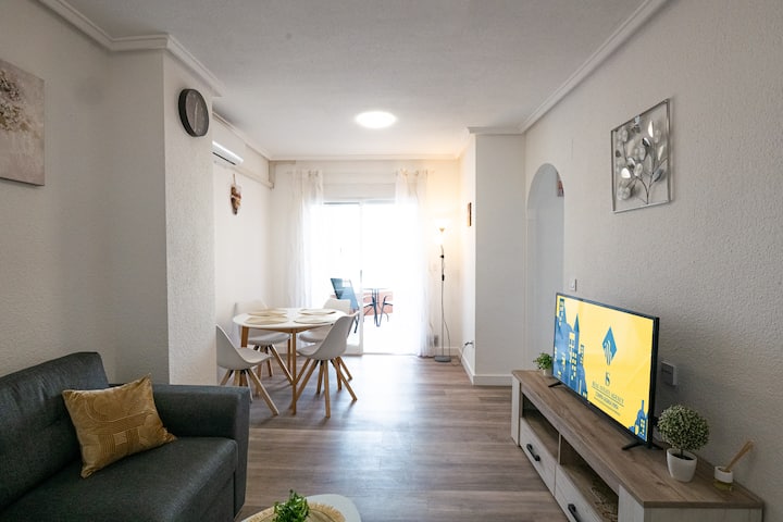 Renovated Apartment, Stunning Panoramic View, Pool - Torrevieja
