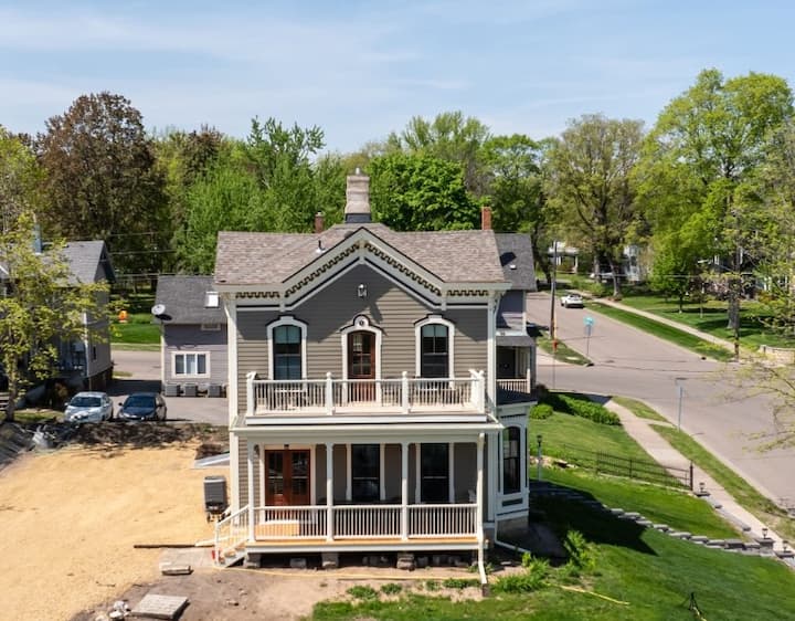 The Historic Rooney House - Stillwater, MN